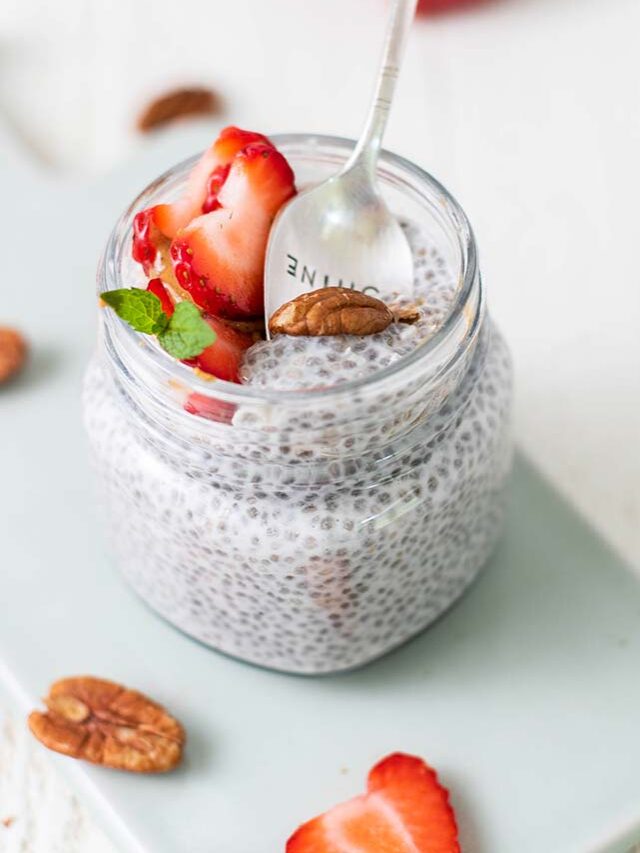 How to Make Chia Pudding - blissfullylowcarb.com